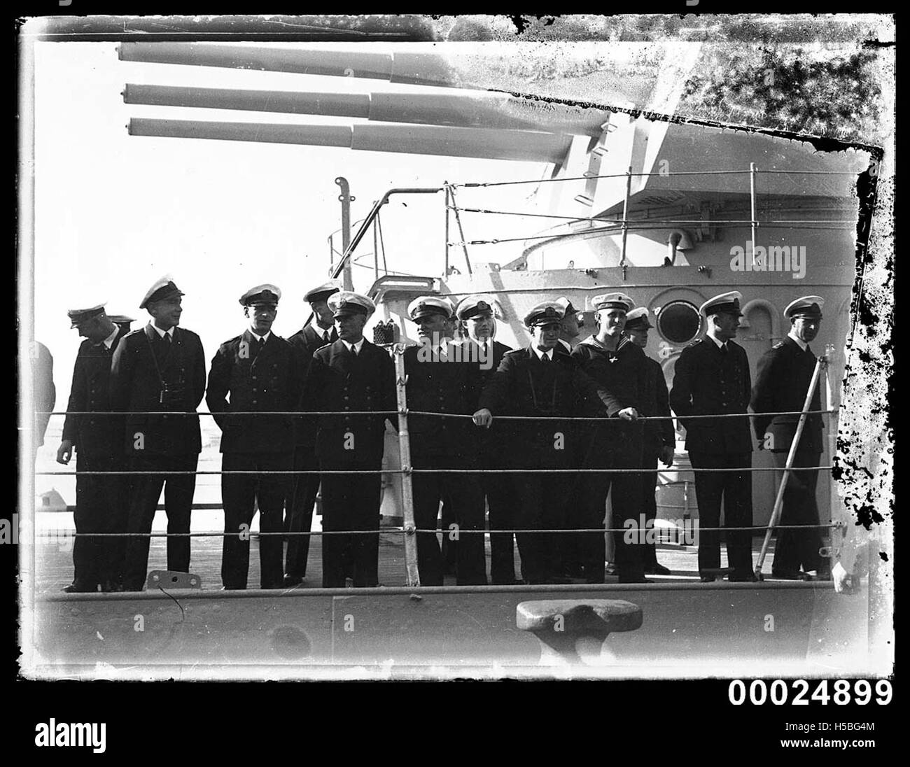 German naval officers hi-res stock photography and images - Alamy