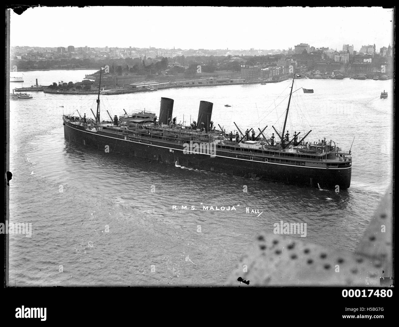 P&O liner RMS MALOJA, from the Sydney Harbour Bridge Stock Photo - Alamy