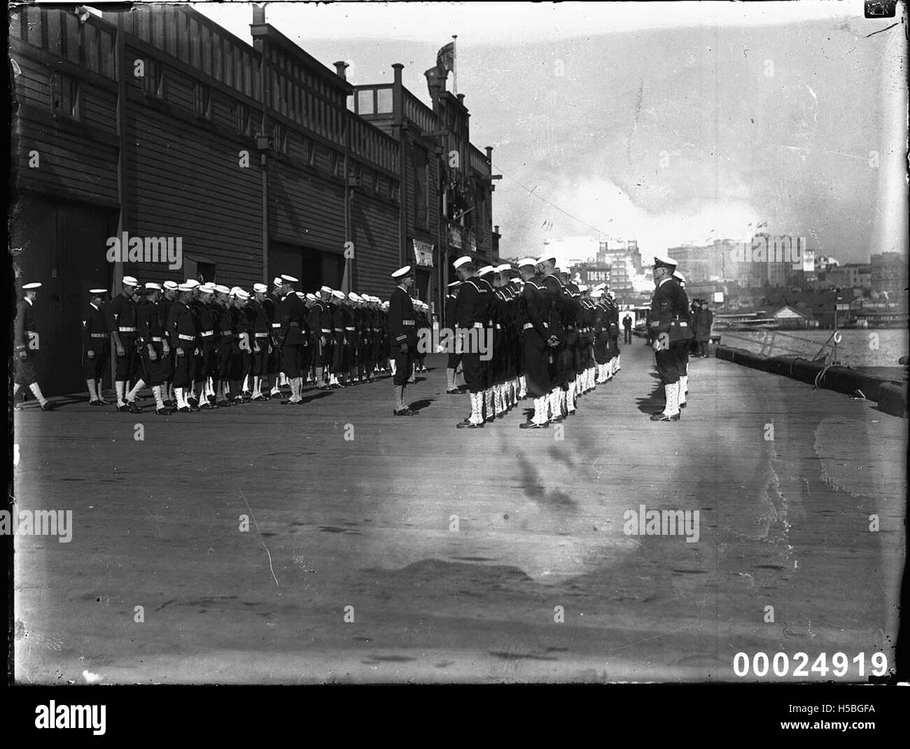 Welcome to the united states Black and White Stock Photos & Images - Alamy