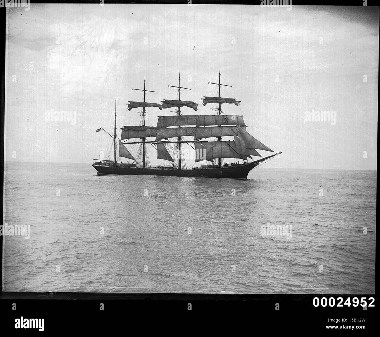 German four-masted barque GUSTAV departing Sydney Stock Photo - Alamy