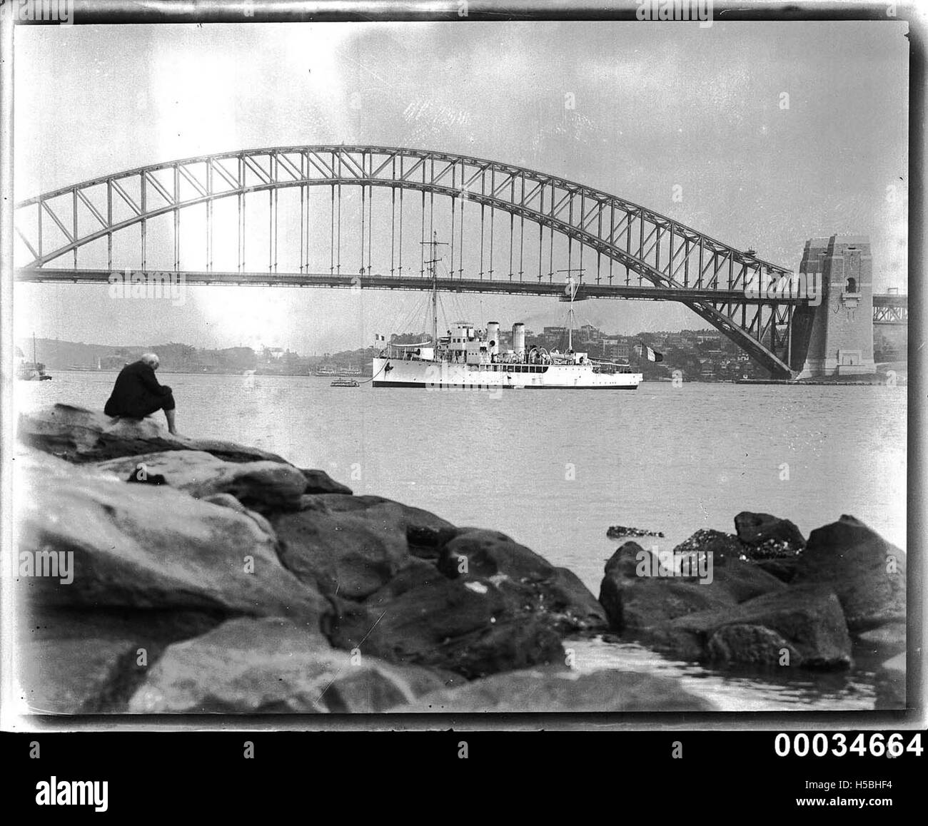 A French naval sloop, likely the BELLATRIX, is seen off Farm Cove in ...