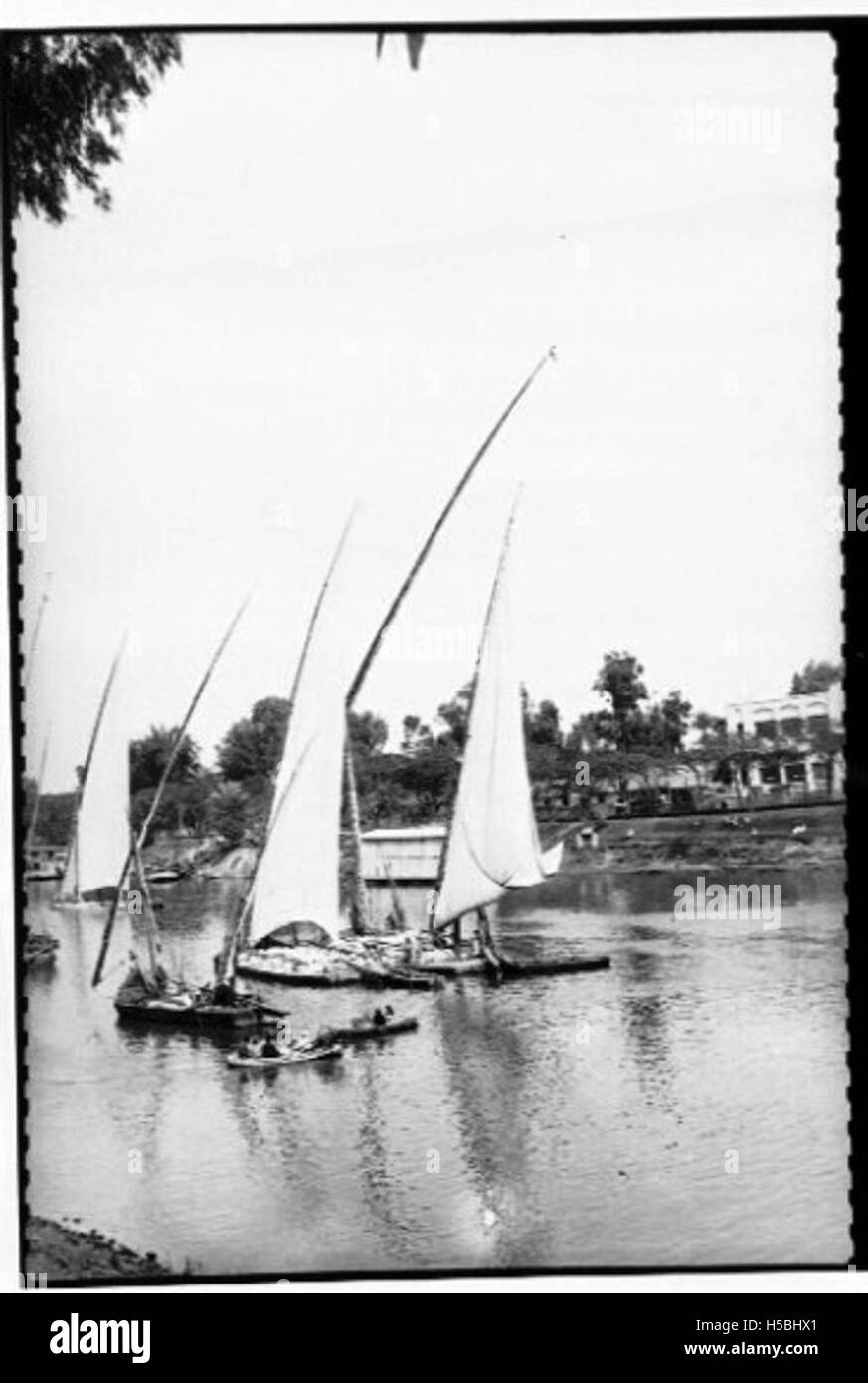 Egypt vessels Black and White Stock Photos & Images - Alamy