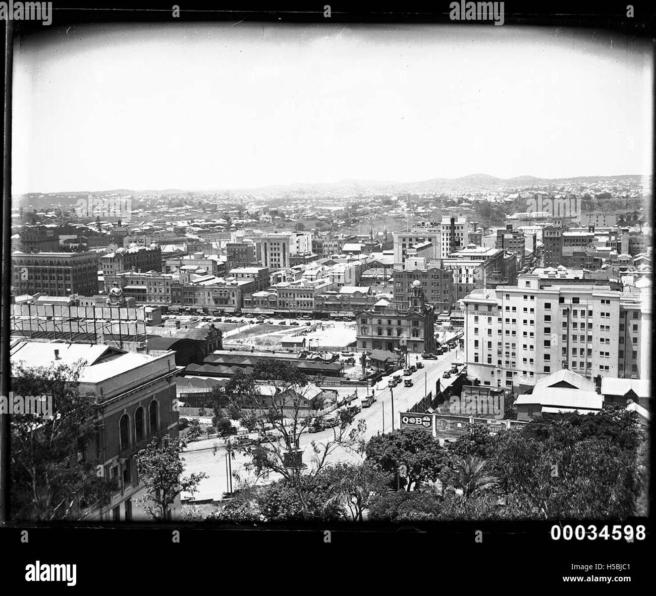 A photograph showcasing a view of Brisbane City, focusing on the area ...