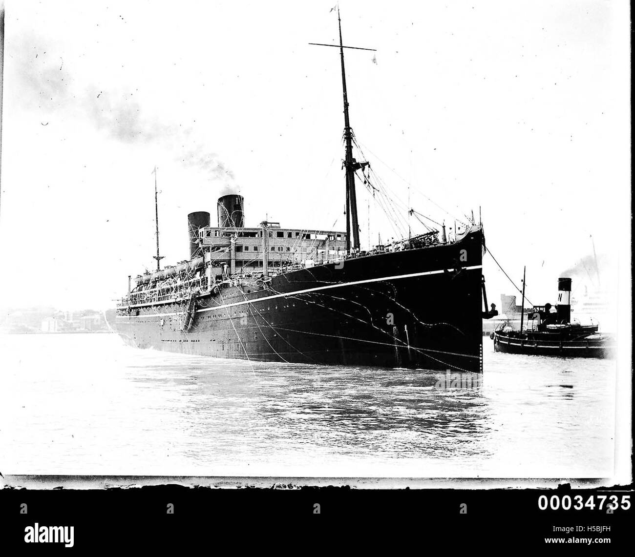 The SS Cathay was a notable ship operating in Sydney Harbour between ...