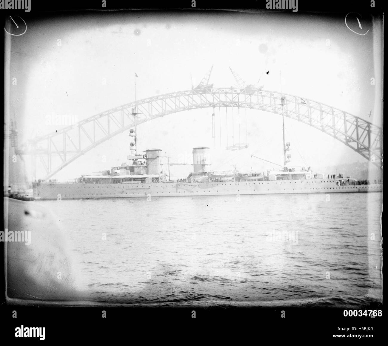 HNLMS JAVA entering Sydney Cove, 3 October 1930 Stock Photo - Alamy
