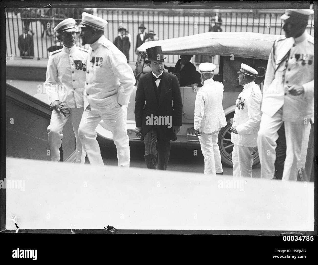 French naval officers hi-res stock photography and images - Alamy