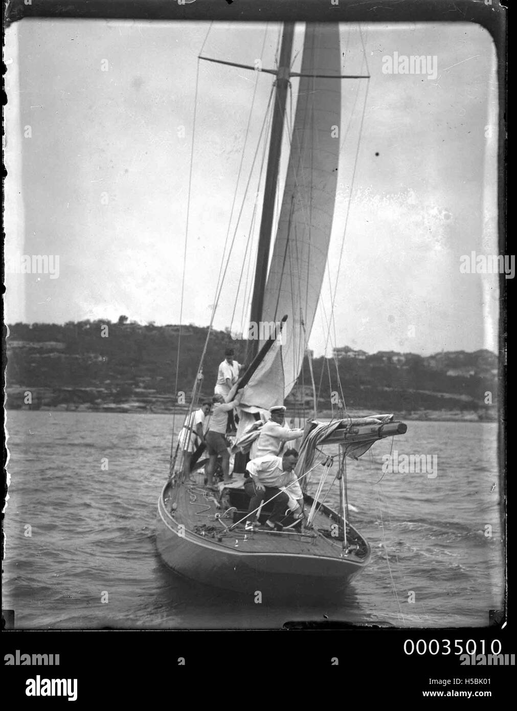 Crew participation Black and White Stock Photos & Images - Alamy