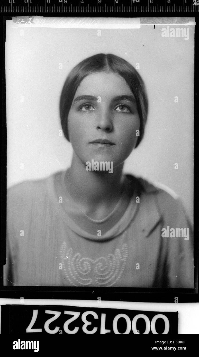 4 portrait hi-res stock photography and images - Alamy