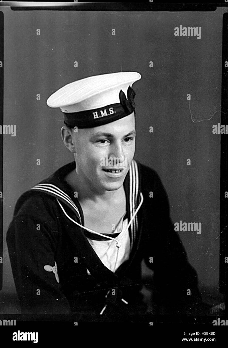 Naval cadet uniform hi-res stock photography and images - Alamy