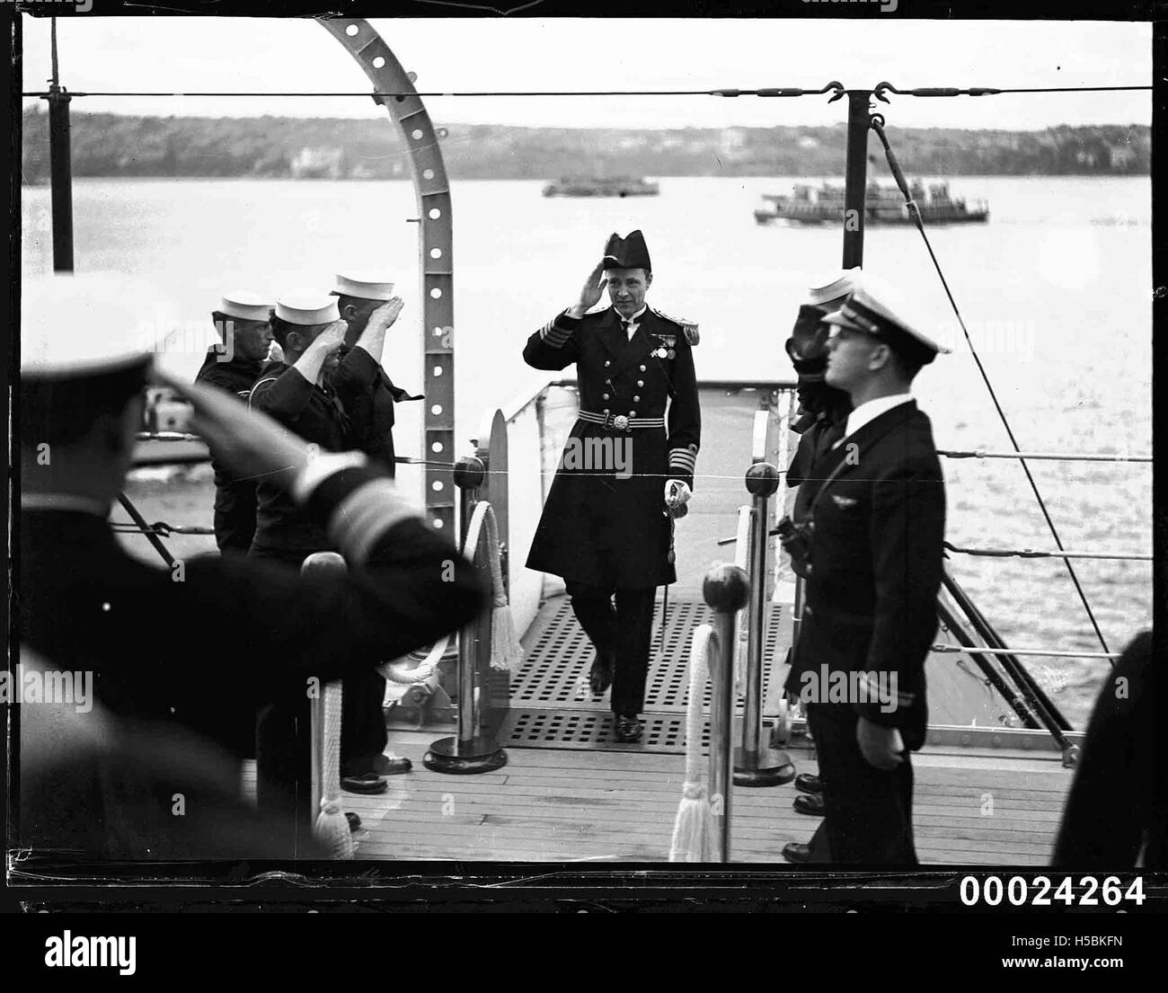 Royal Australian Navy officer boarding USS ASTORIA Stock Photo - Alamy