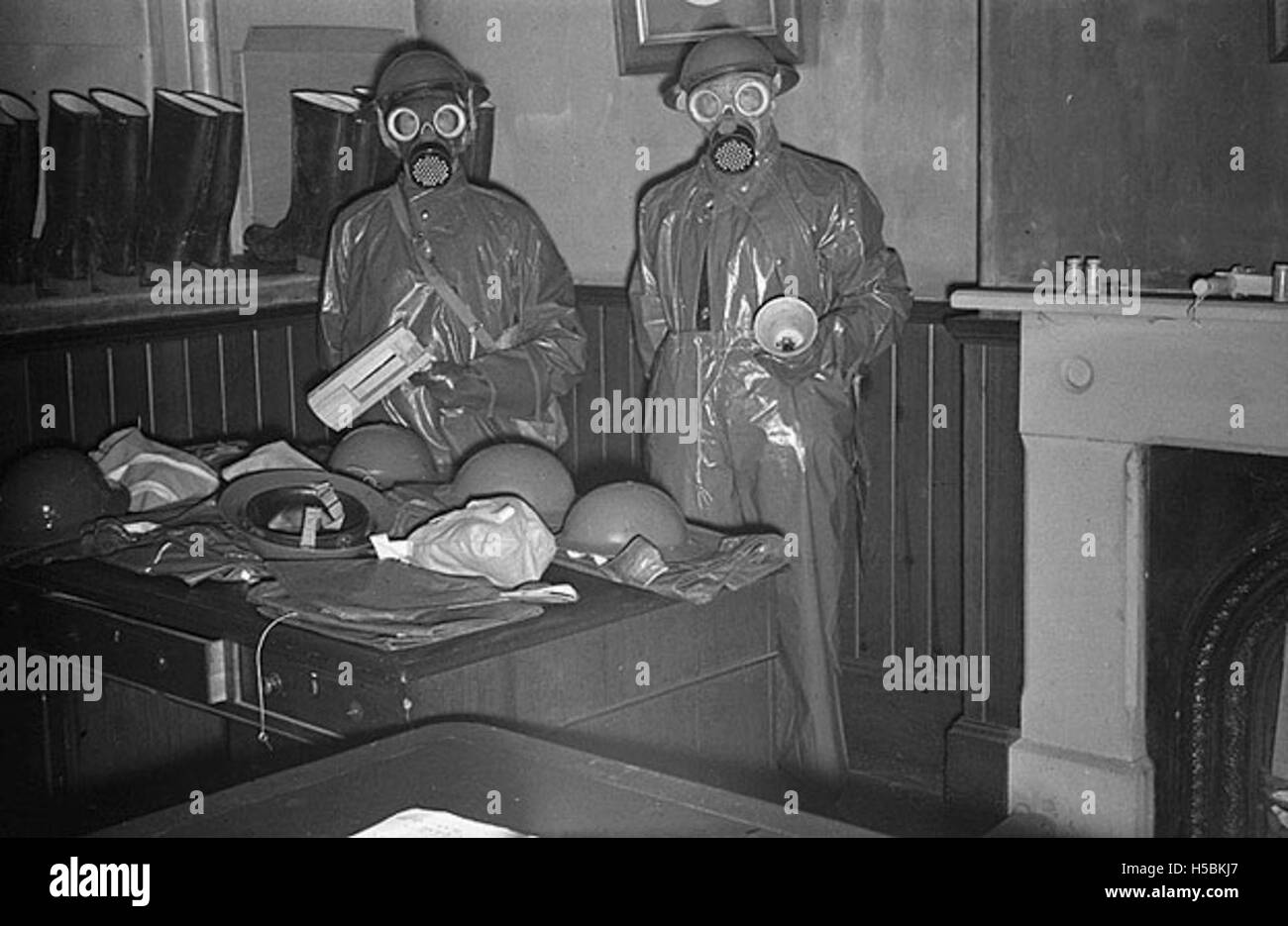 Civilian ARP (Air Raid Precaution) wardens from Newtown during World ...
