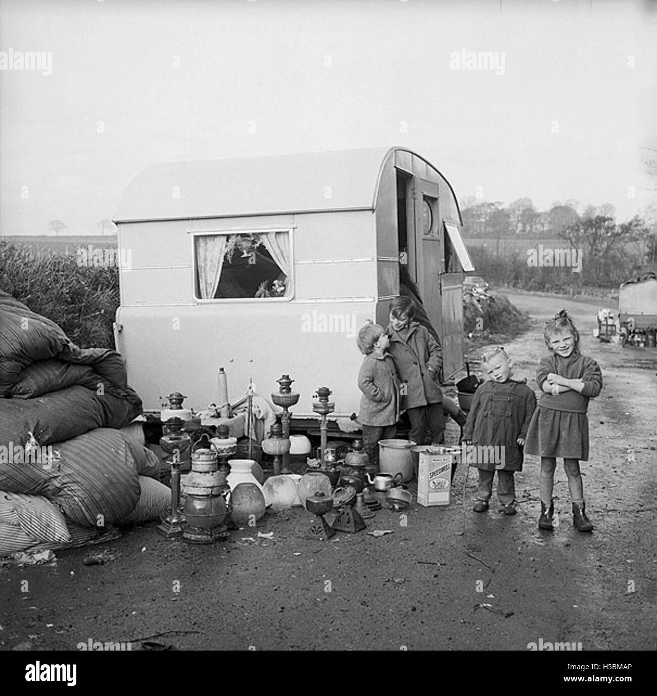 Gypsy community hi-res stock photography and images - Alamy