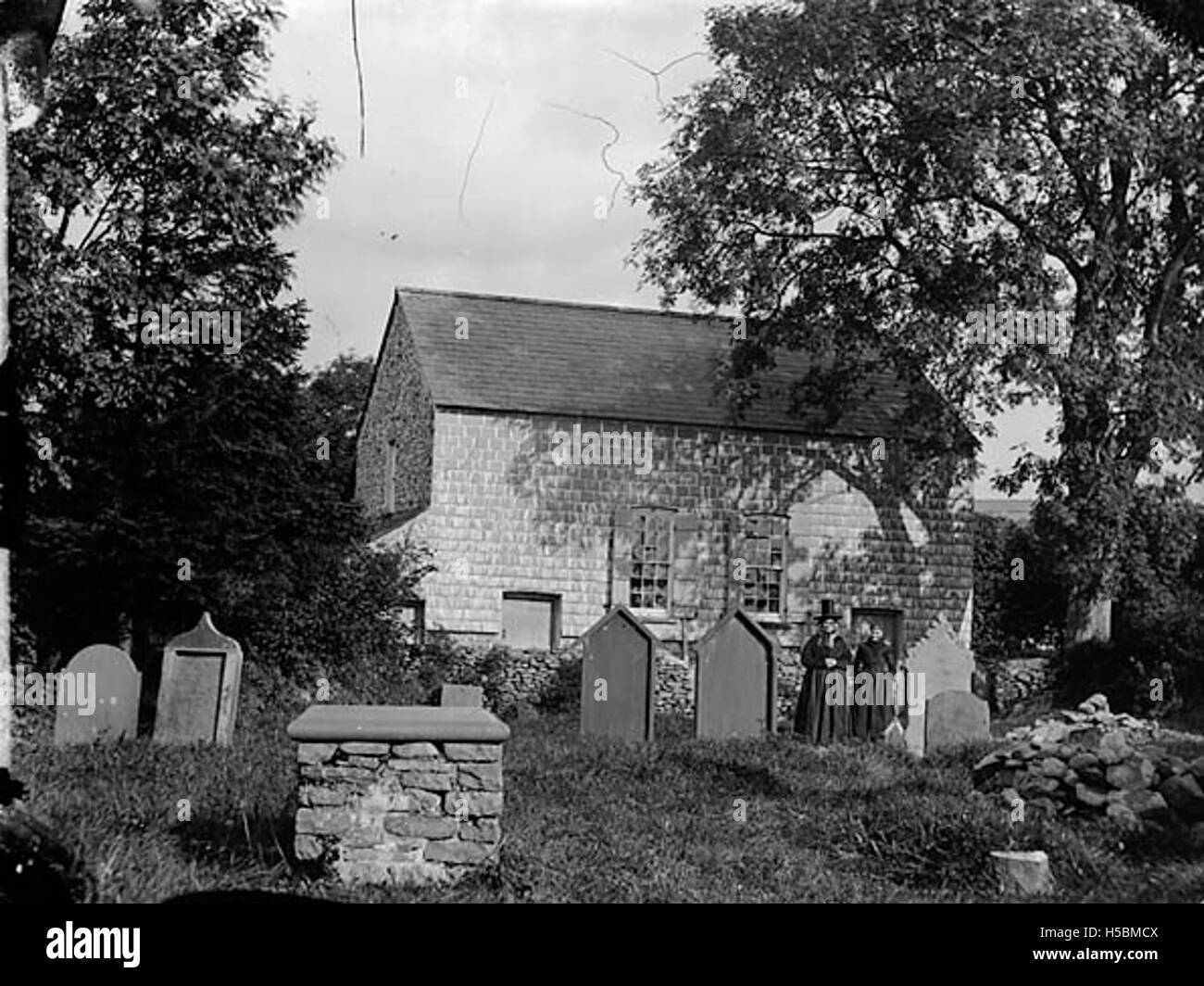 Cae'r-onnen chapel, located in Cellan, is a historical religious site ...