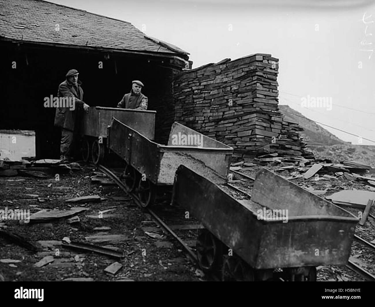 Llechwedd slate quarry Black and White Stock Photos & Images - Alamy