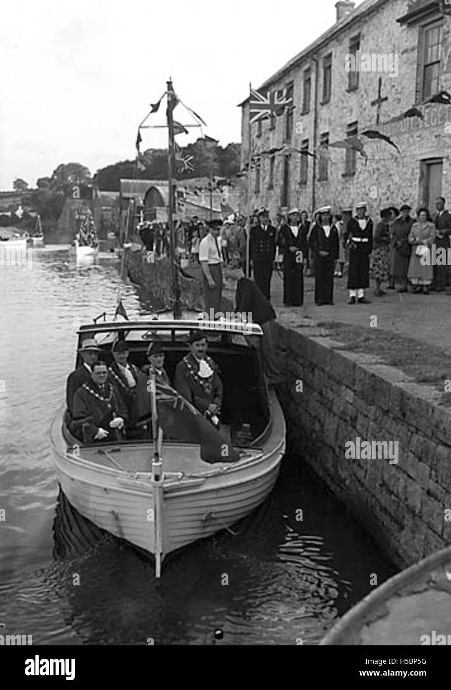 River pageant hi-res stock photography and images - Alamy