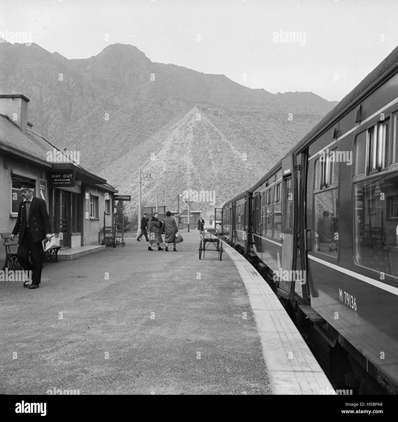 Llandudno junction Black and White Stock Photos & Images - Alamy