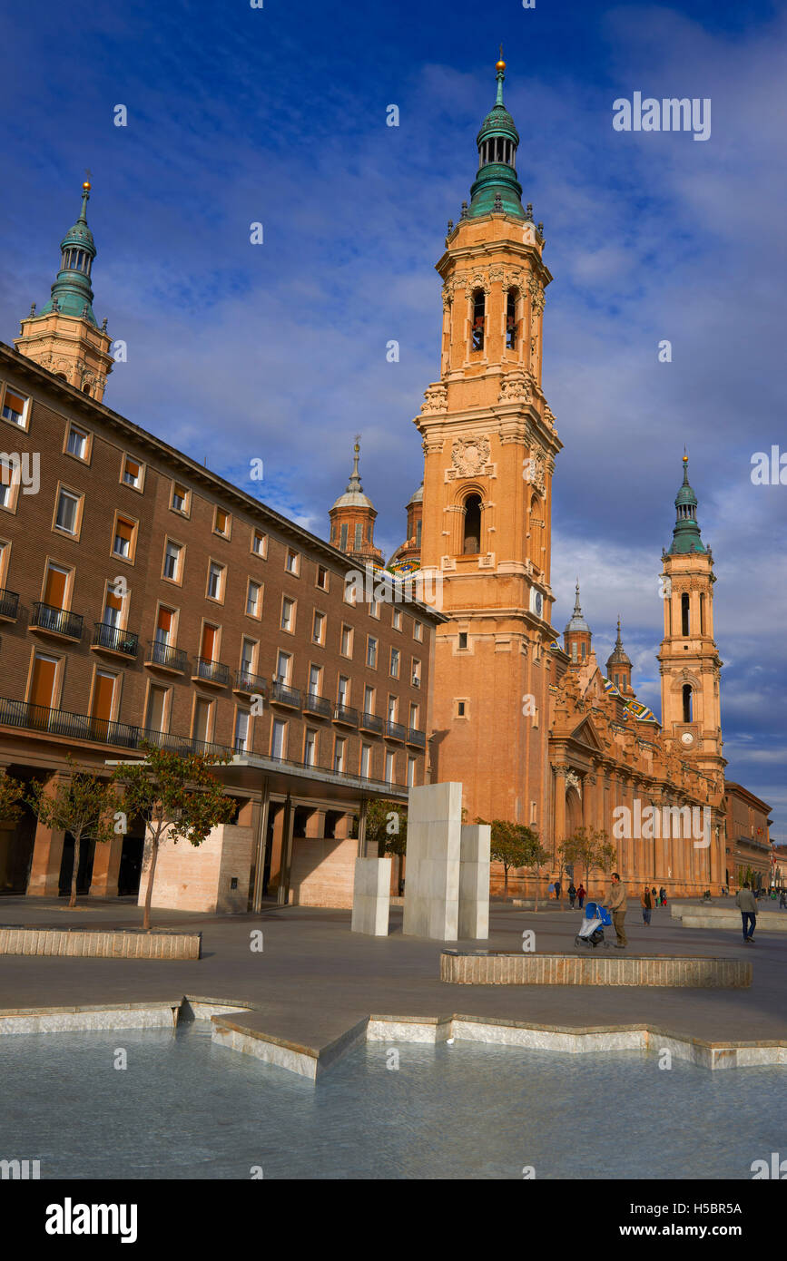 Zaragoza, Basílica del Pilar, Basilica del Pilar Square, Saragossa ...