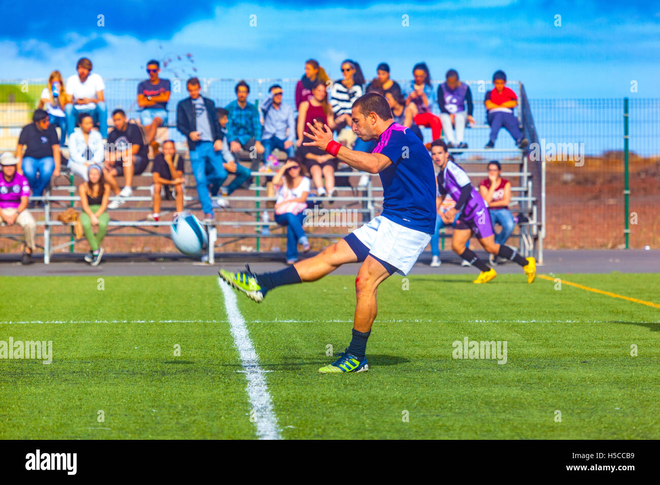 male adult rugby match Stock Photo - Alamy