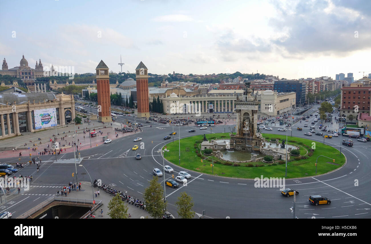Roundabout at Placa de Espanya in Barcelona Stock Photo - Alamy