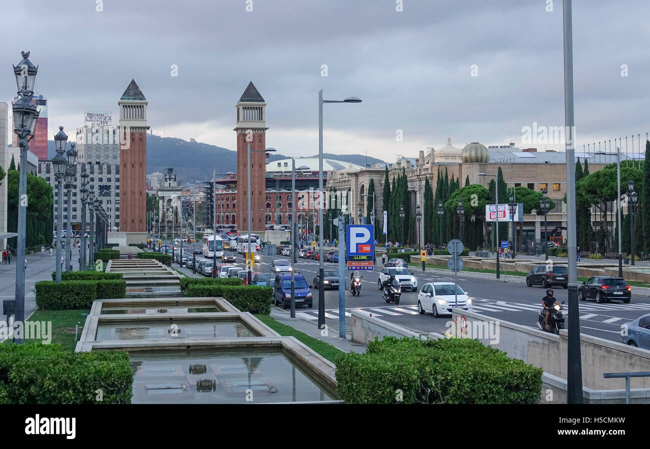 Famous Place de Espanya - important square in Barcelona Stock Photo - Alamy