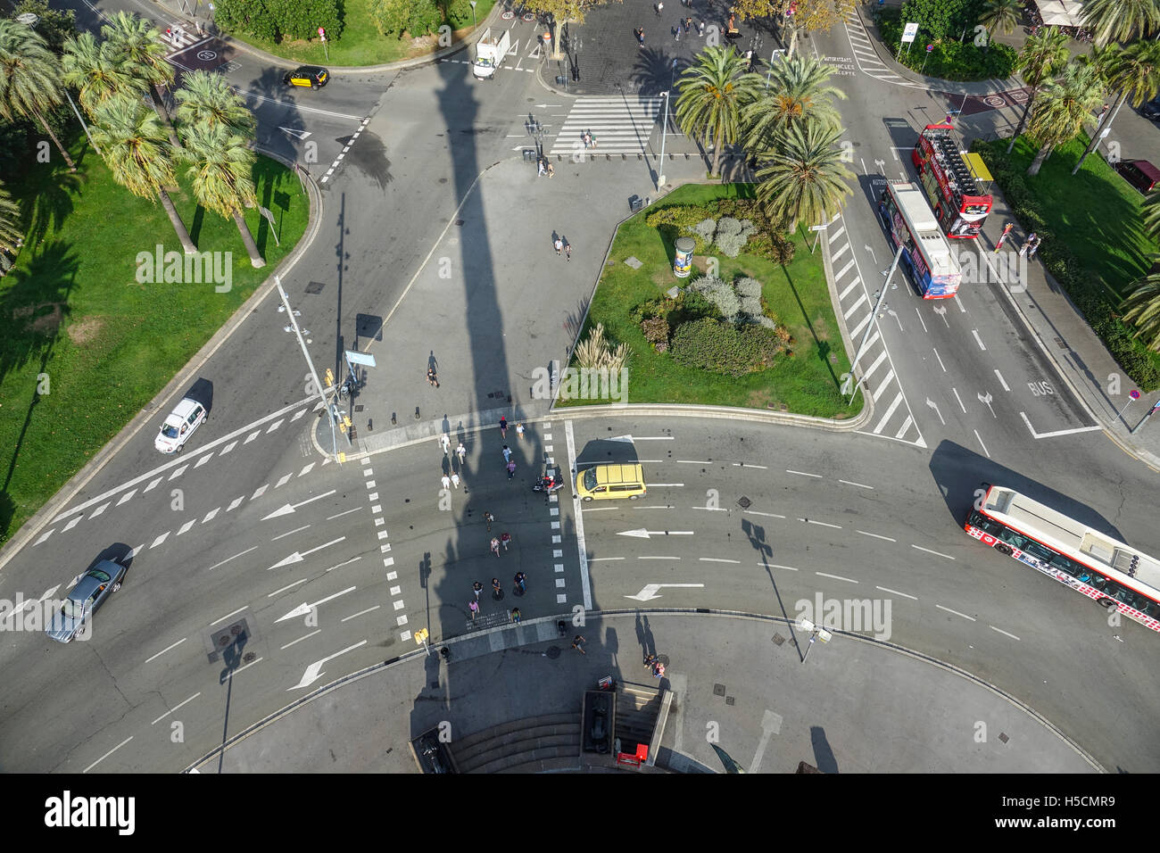 Roundabout at Column in Barcelona - aerial view Stock Photo - Alamy