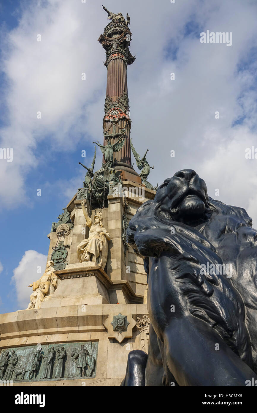 The Lions at Colon Tower - Barcelona Column Stock Photo - Alamy