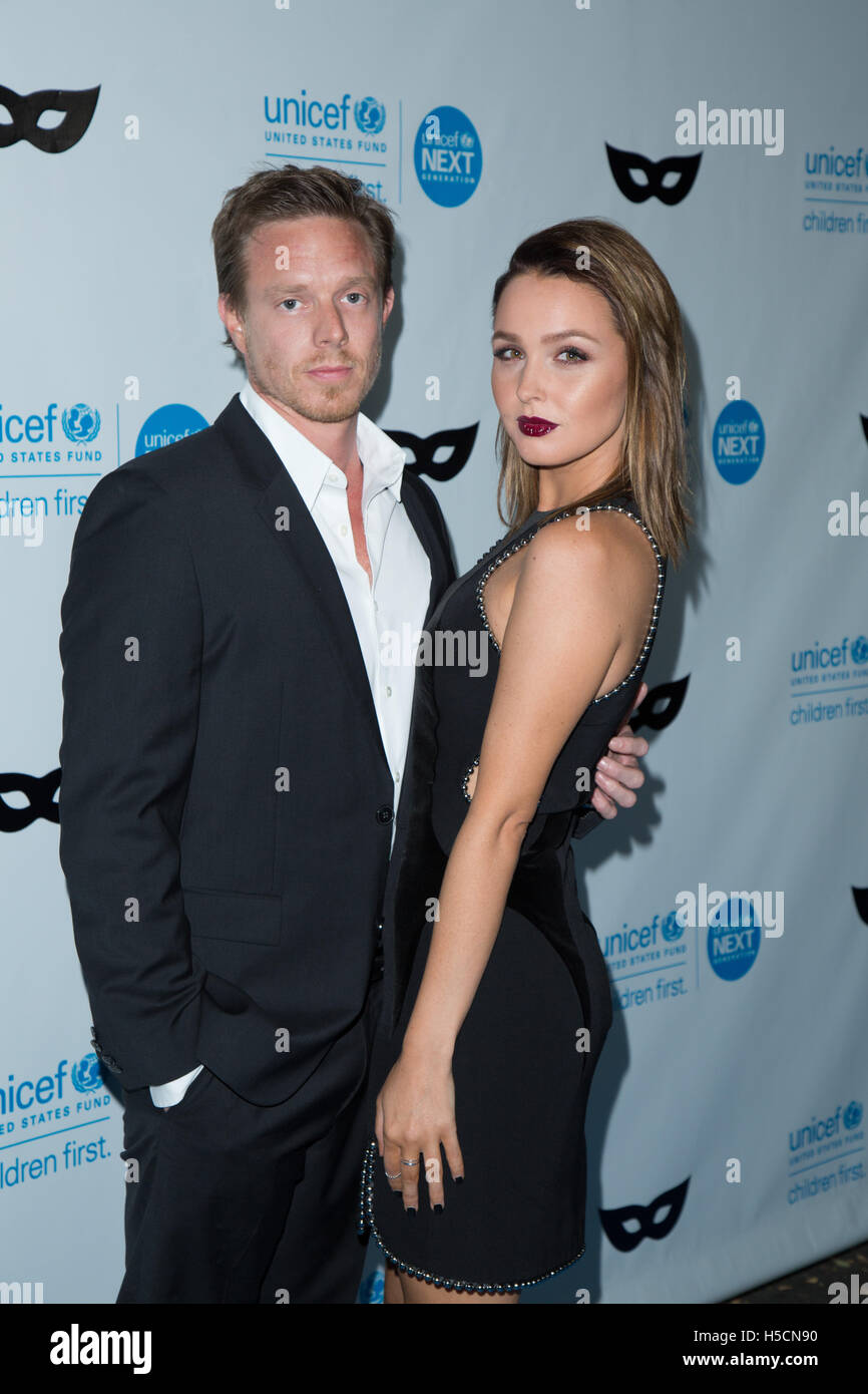 Matt Alan and Camilla Luddington attend UNICEF Black & White Masquerade ...