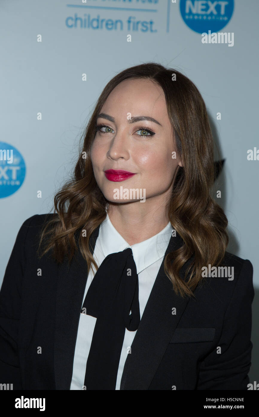 Courtney ford hi-res stock photography and images - Alamy