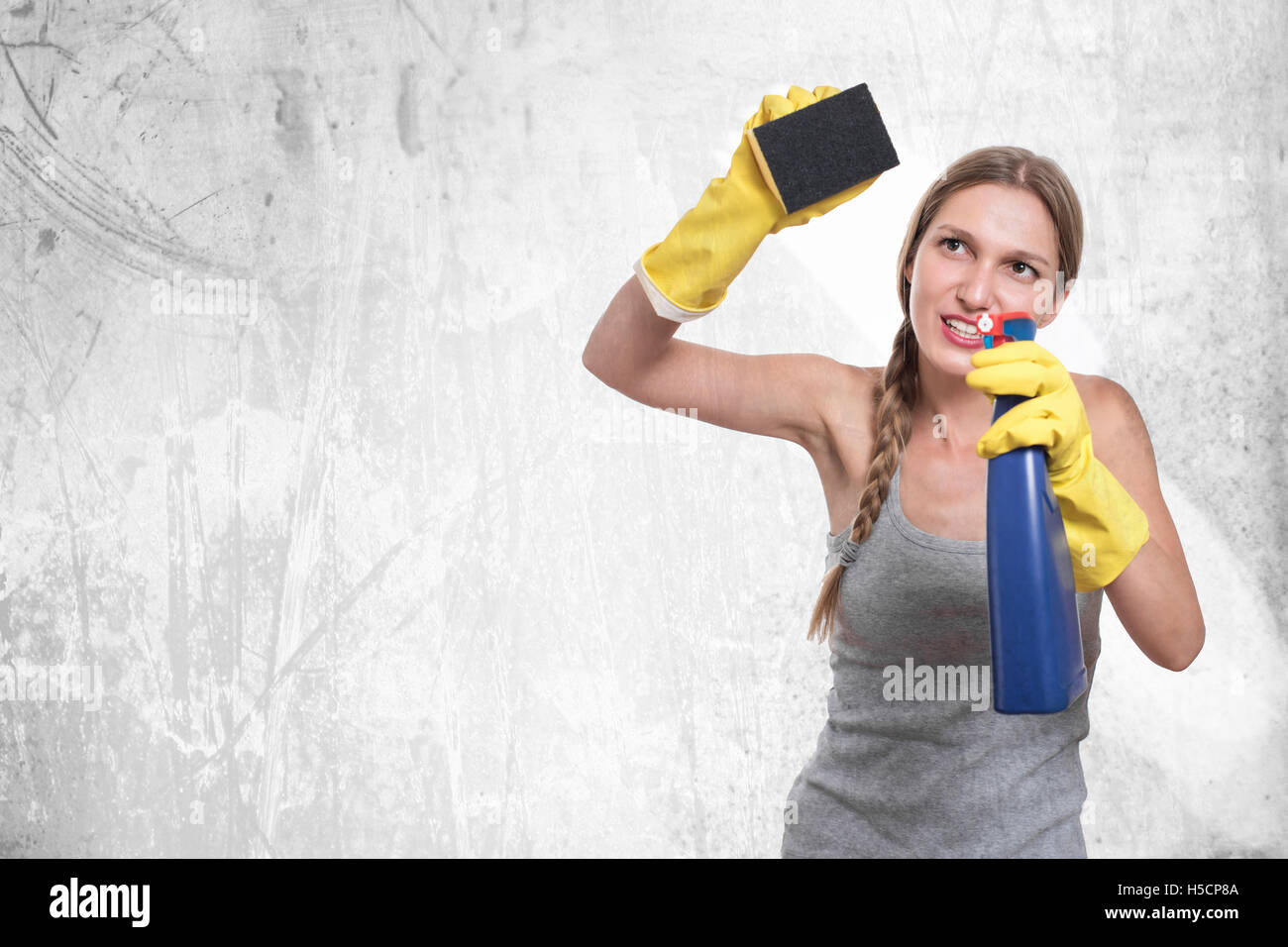 Cleaning lady hi-res stock photography and images - Alamy