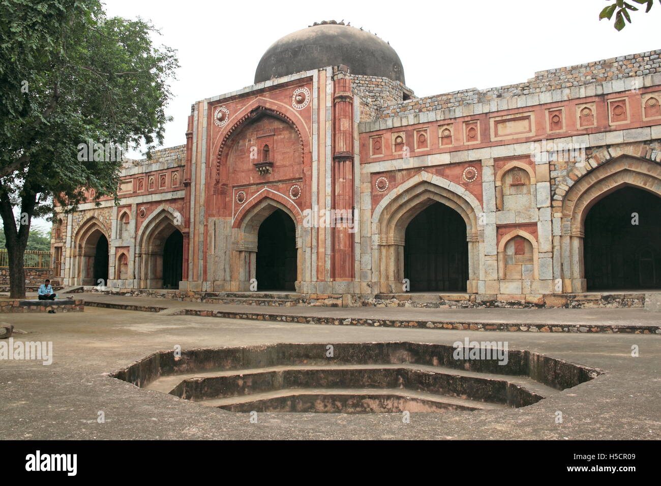 Jamali Kamali Masjid, Mehrauli Archaeological Park, Delhi, India, South ...