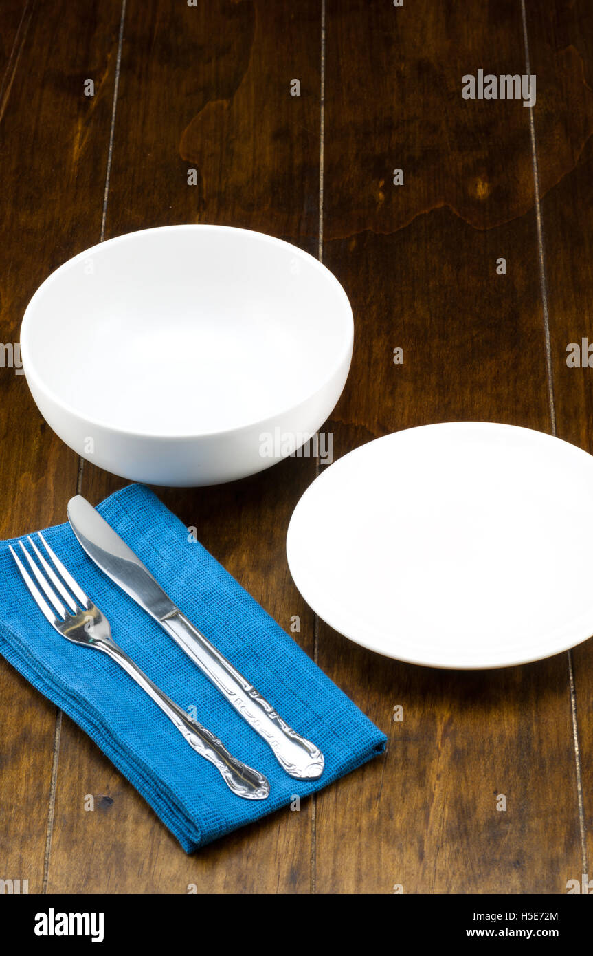 Empty dish hi-res stock photography and images - Alamy