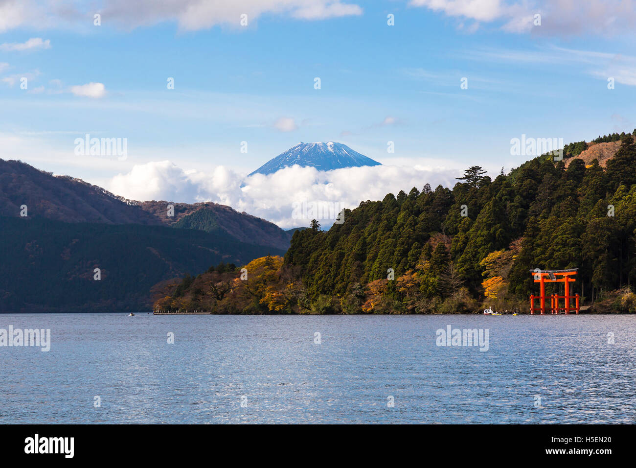 Mt fuji shrine hi-res stock photography and images - Alamy