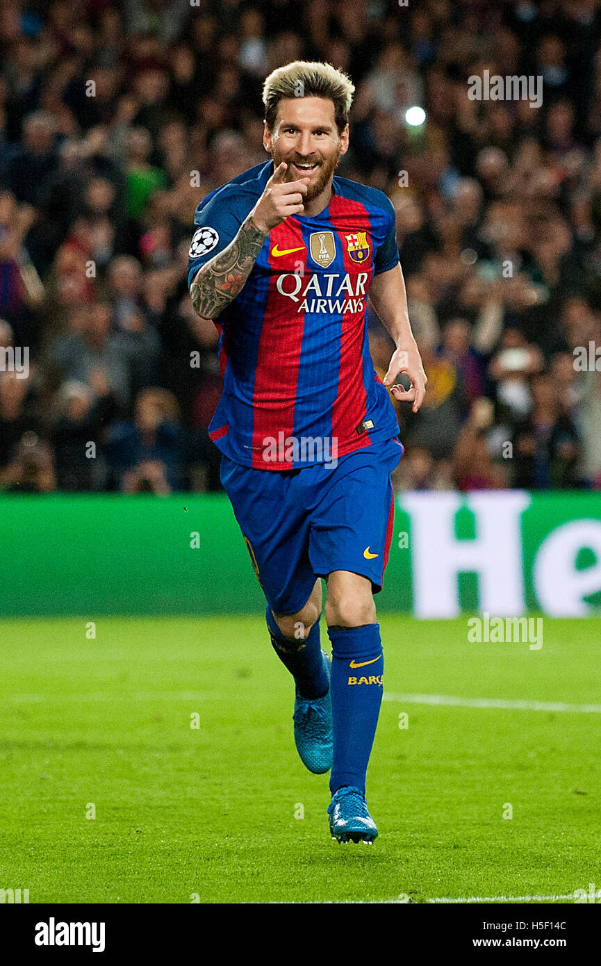 Barcelona, Spain. 19th Oct, 2016. Barcelona's Lionel Messi celebrates ...