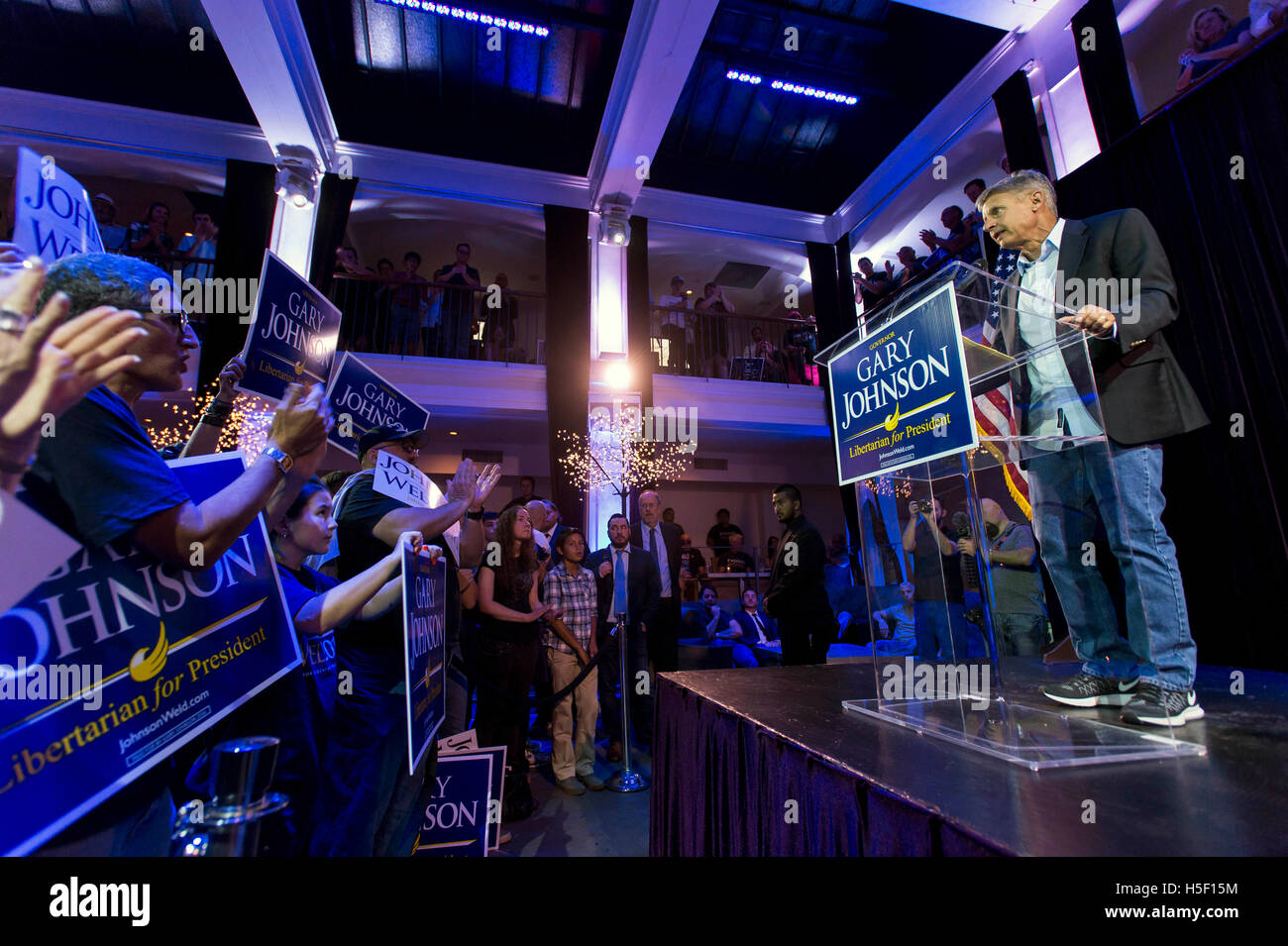 Hollywood, California, USA. 19th Oct, 2016. Libertarian Party ...