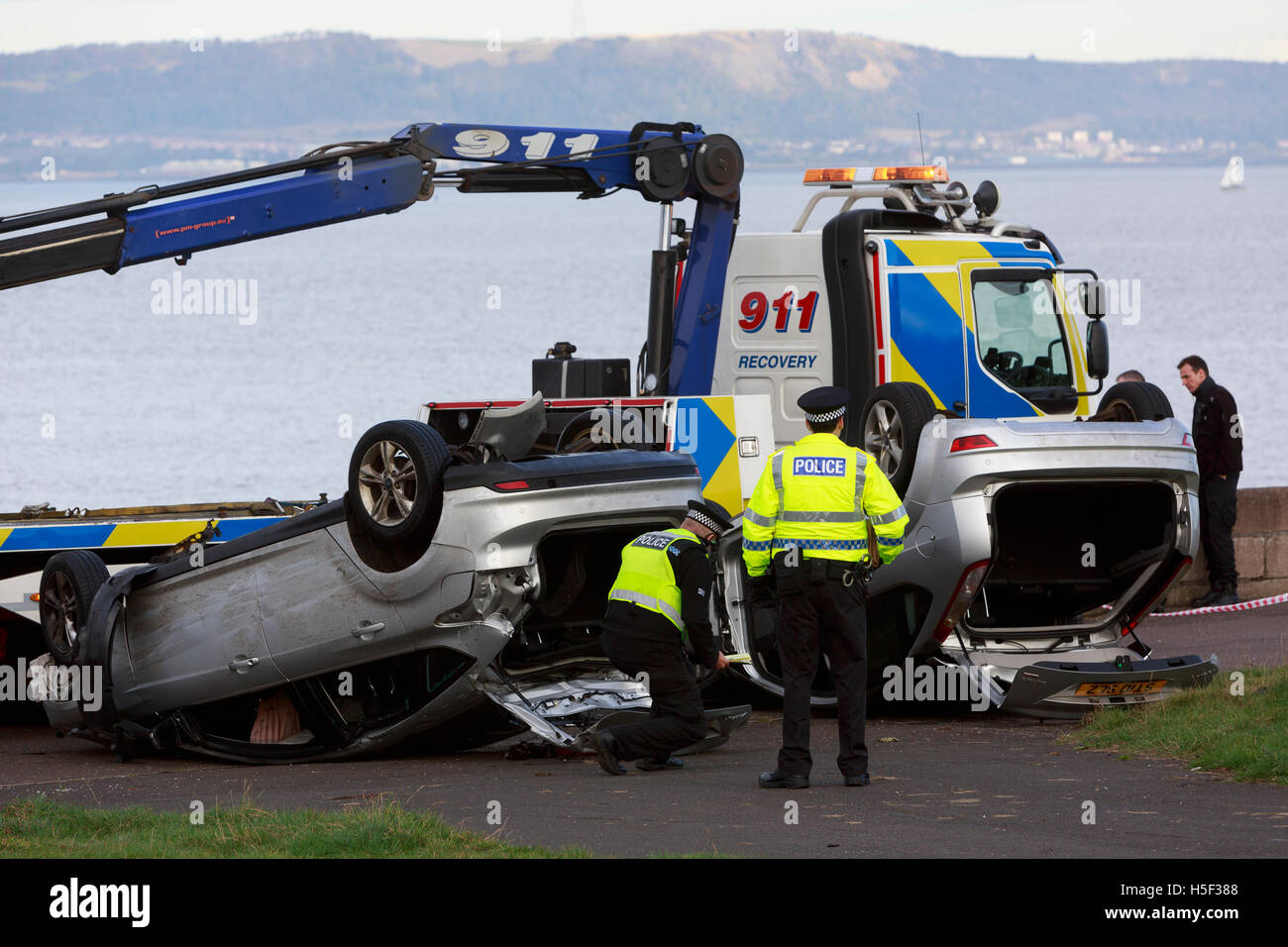 Police car edinburgh hi-res stock photography and images - Alamy