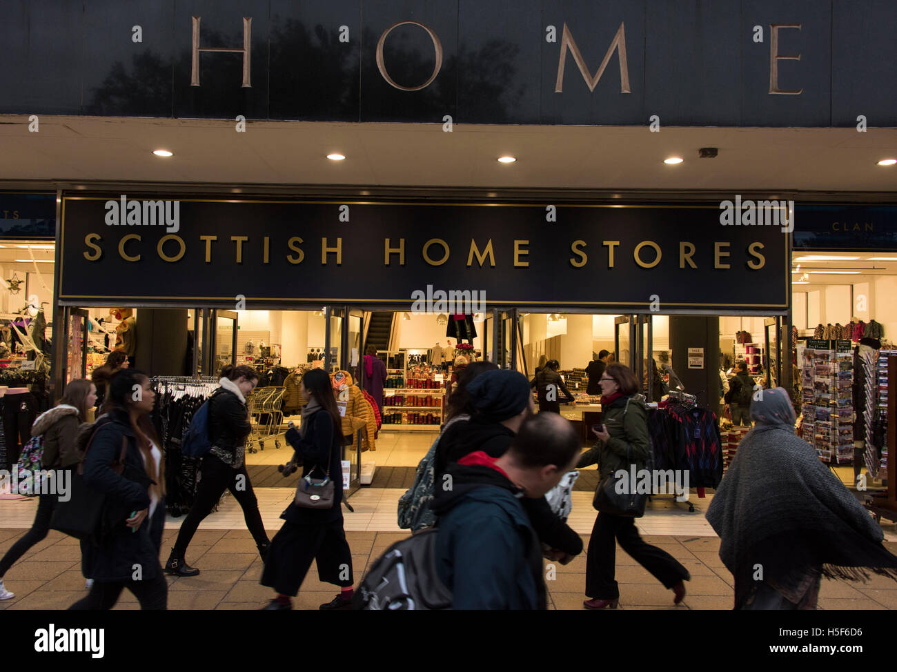 Former bhs hi-res stock photography and images - Alamy