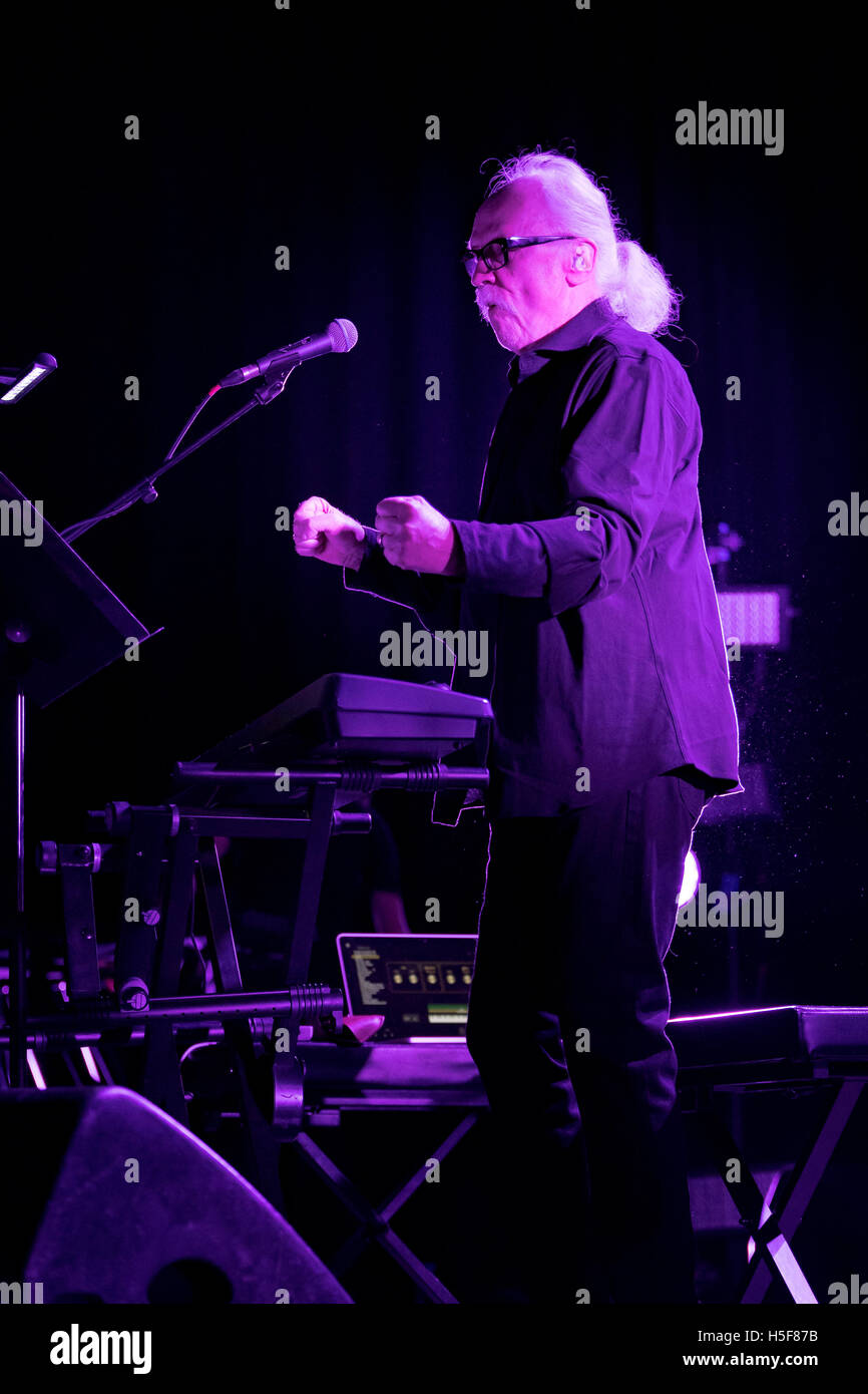 John richardson actor hi-res stock photography and images - Alamy