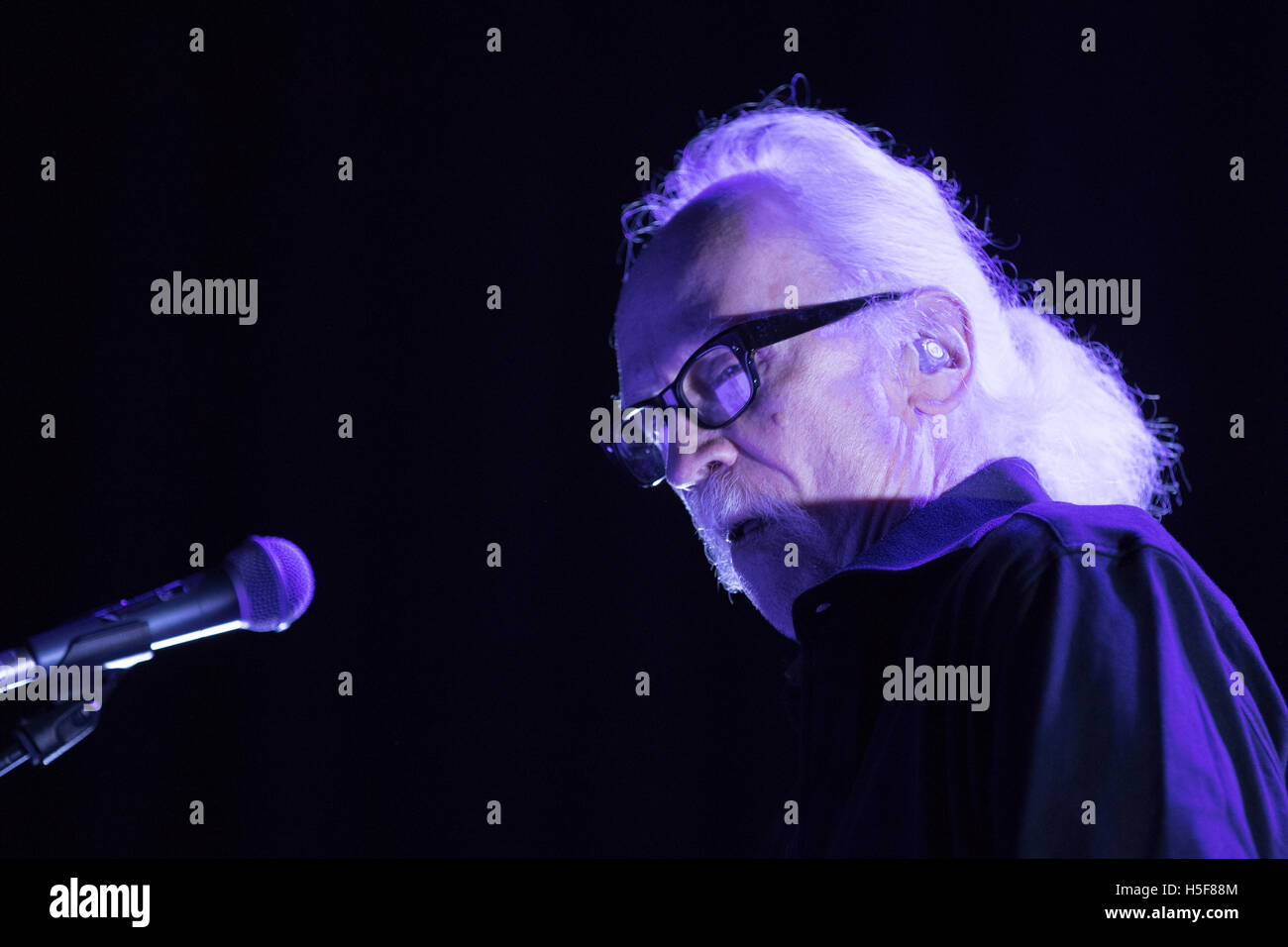 John richardson actor hi-res stock photography and images - Alamy