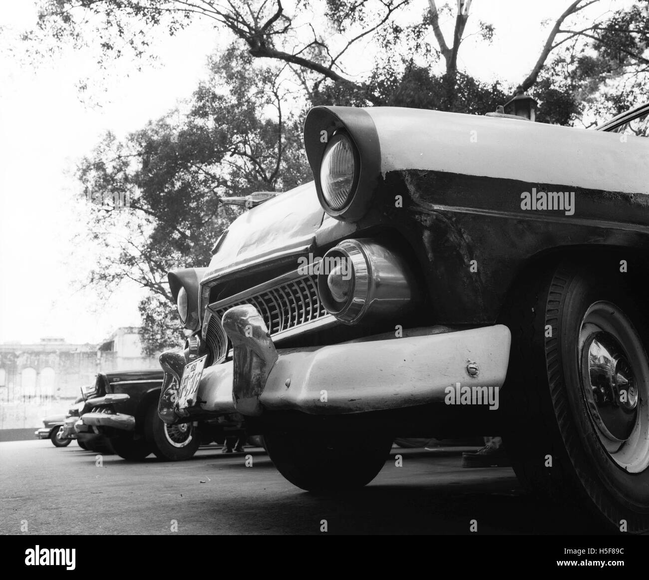 Mar 28, 2006 - Havana, Cuba - One of many Cuban Maquinas, aka Yank ...