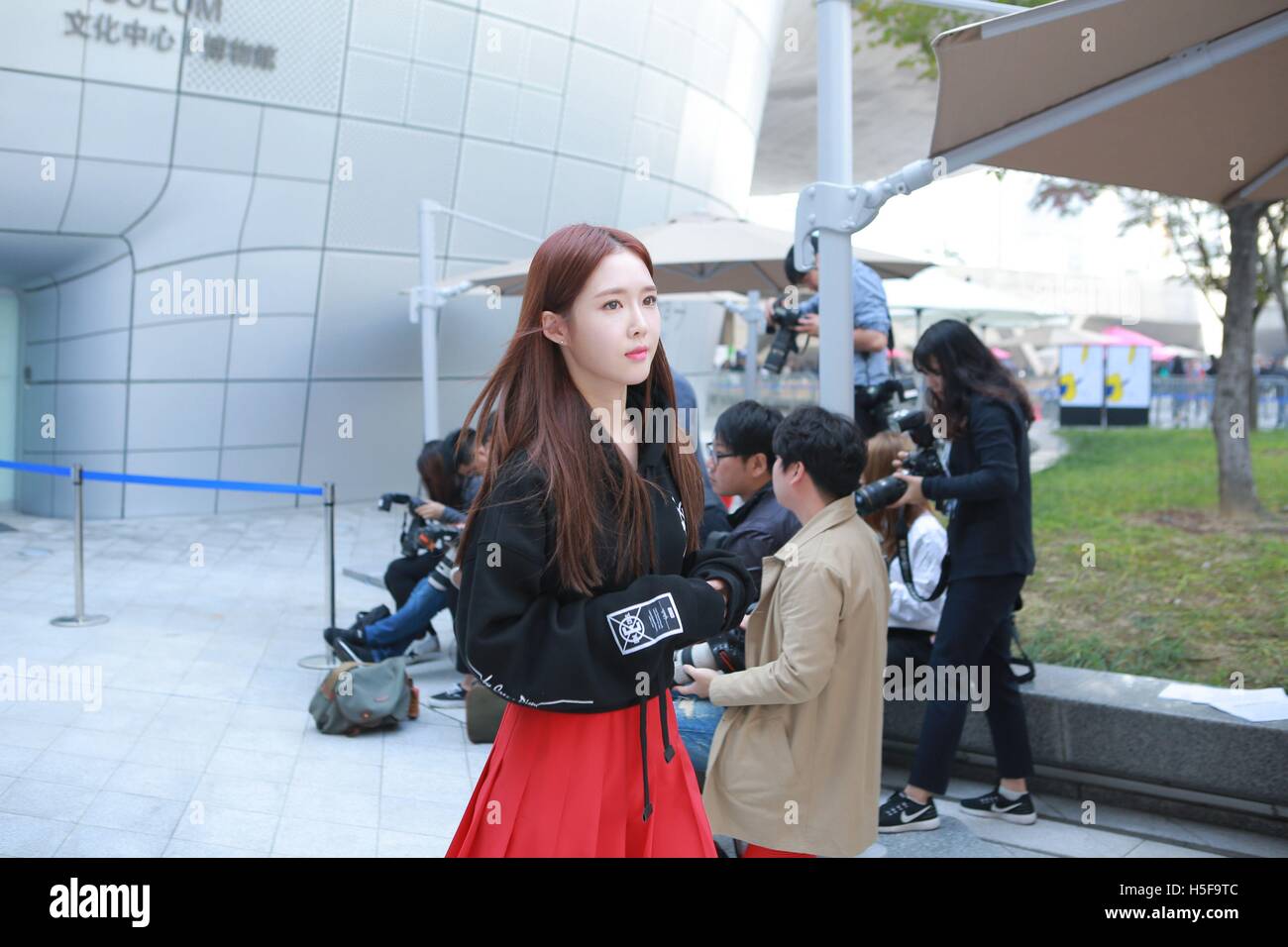 Seoul, Korea. 20th Oct, 2016. Rainbow Wo-ri Koh, DIA Cathy, VIXX RAVI ...