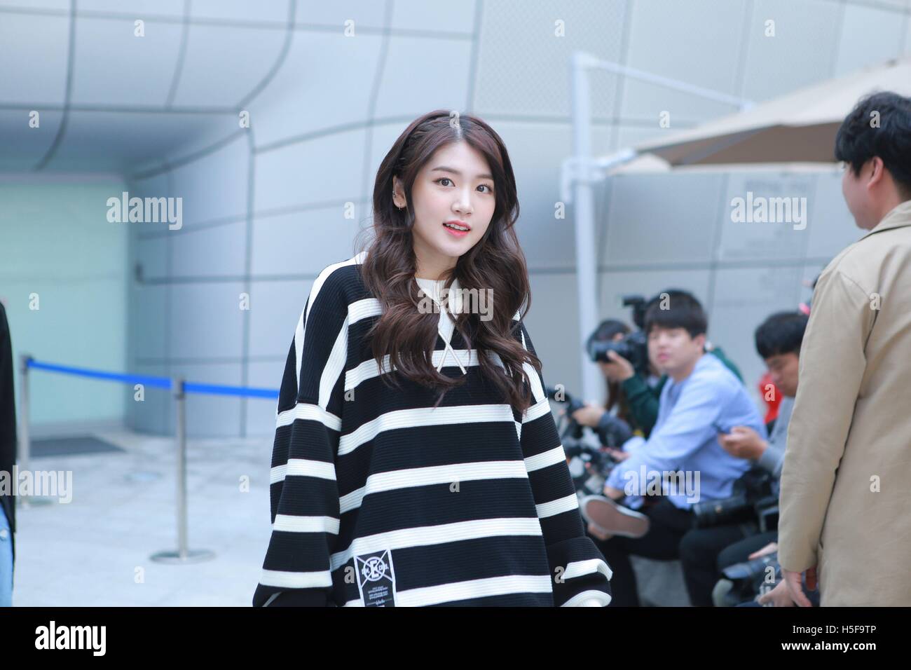 Seoul, Korea. 20th Oct, 2016. Rainbow Wo-ri Koh, DIA Cathy, VIXX RAVI ...