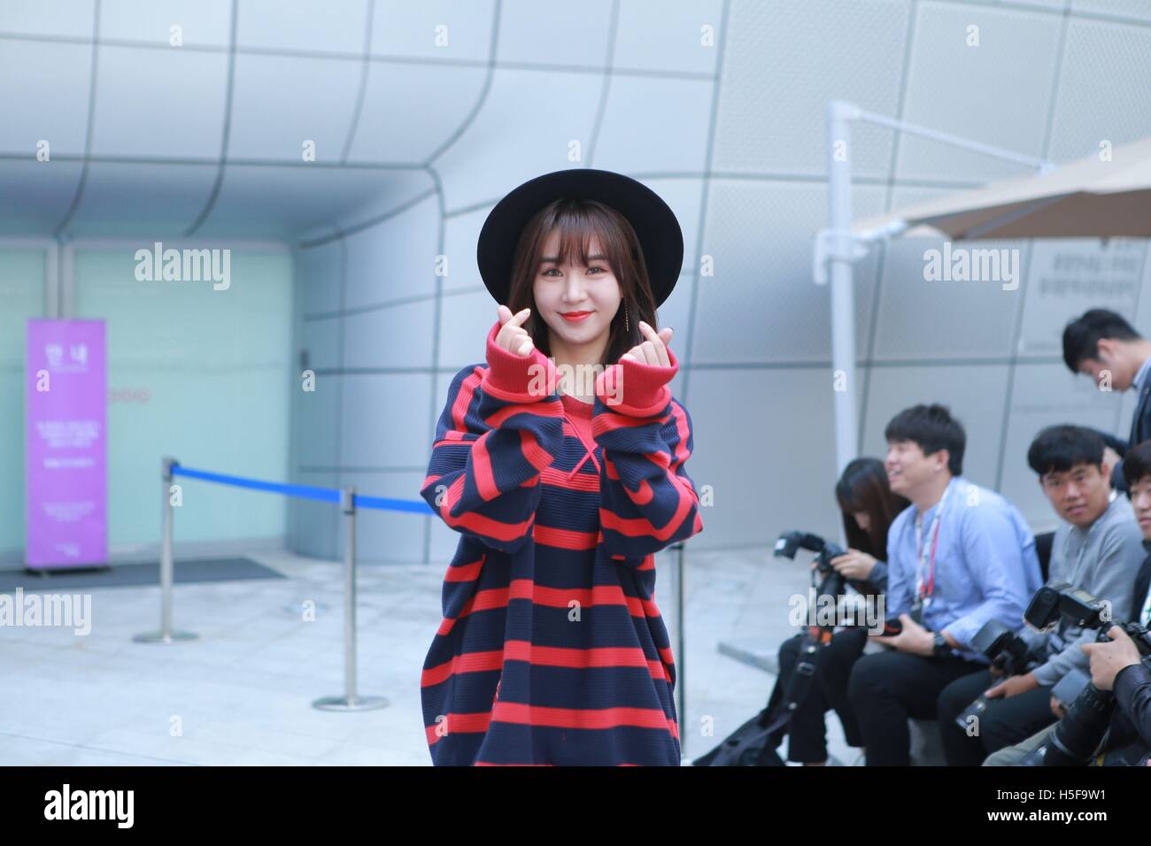 Seoul, Korea. 20th Oct, 2016. Rainbow Wo-ri Koh, DIA Cathy, VIXX RAVI ...