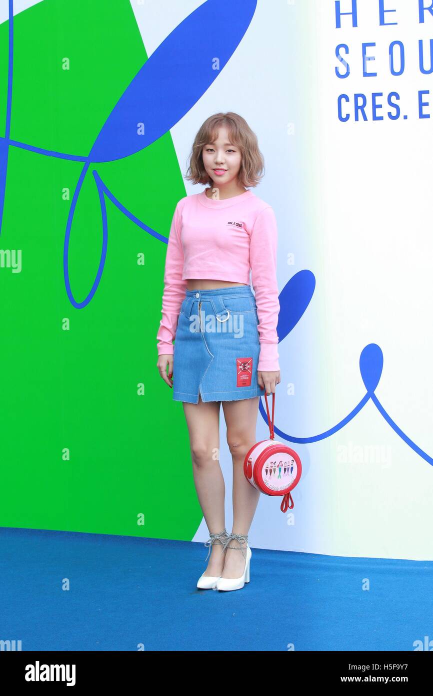 Seoul, Korea. 20th Oct, 2016. Rainbow Wo-ri Koh, DIA Cathy, VIXX RAVI ...