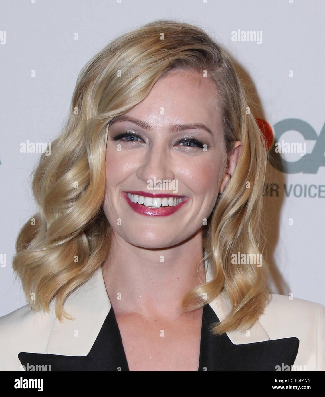 Bel Air, Ca. 20th Oct, 2016. Beth Behrs attends ASPCA's Los Angeles ...