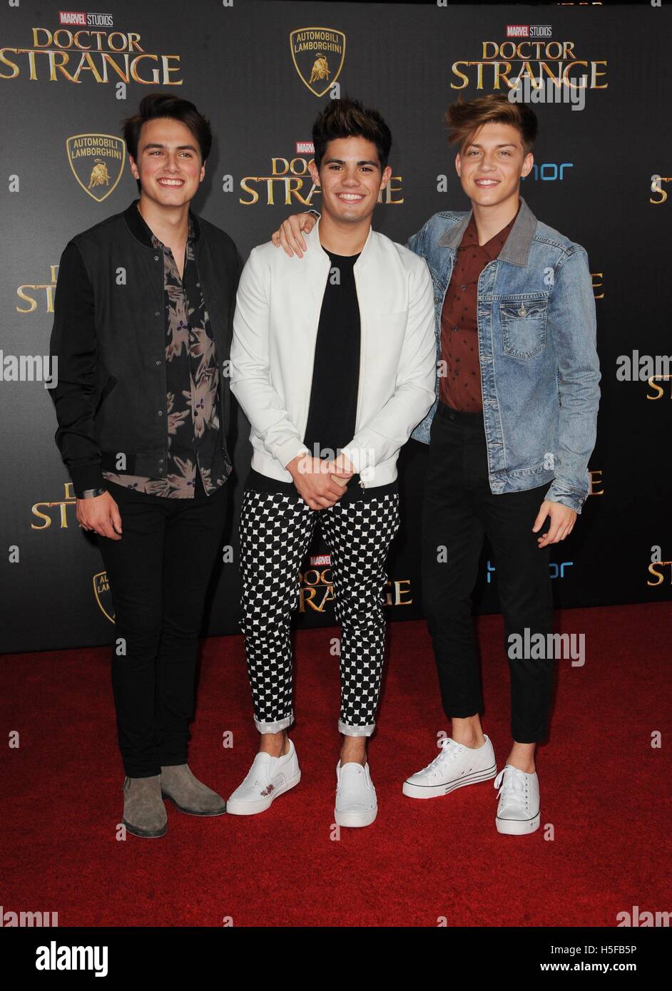 Los Angeles, CA, USA. 20th Oct, 2016. Ricky Garcia, Emery Kelly, Liam ...
