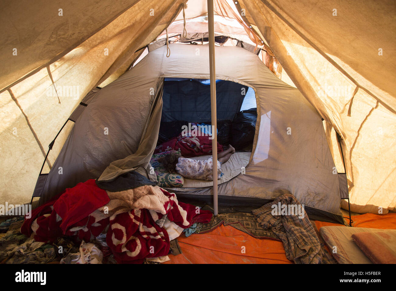 Khan Younis, The Gaza Strip, Palestine. 20th Oct, 2016. Allam kid's ...