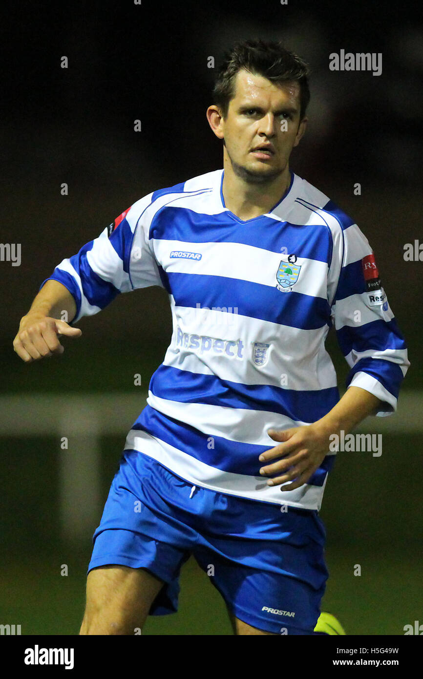 Chris Lockwood of Ilford - Clapton vs Ilford - Essex Senior League ...