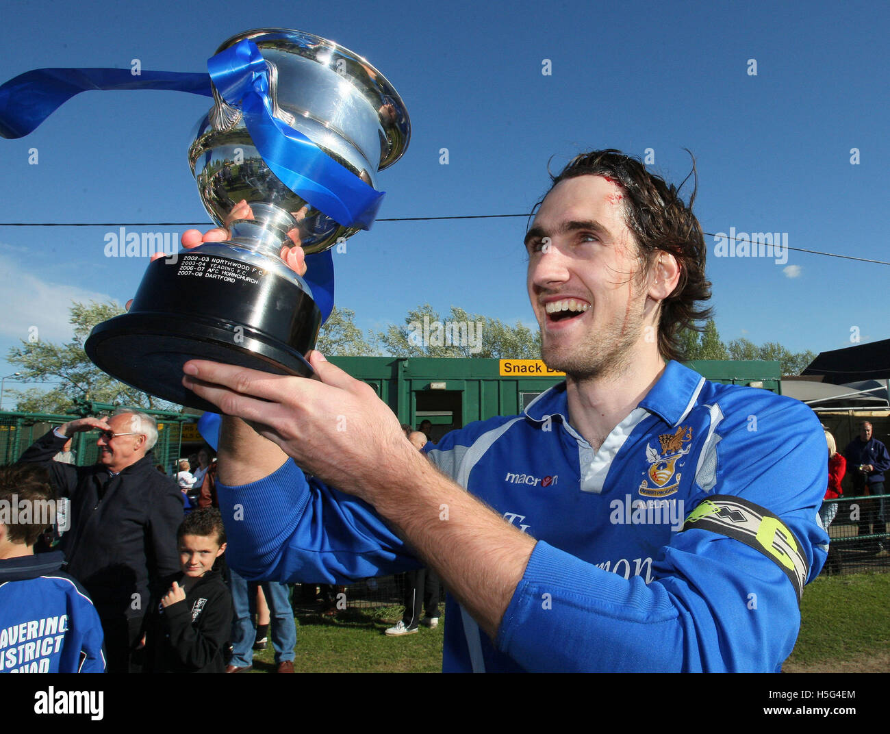 Division one trophy hi-res stock photography and images - Alamy