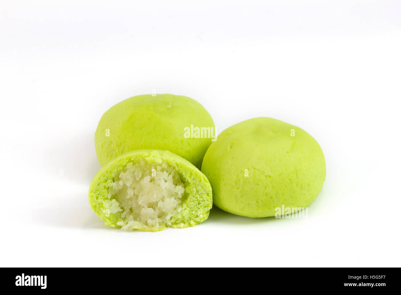 Coconut mochi hi-res stock photography and images - Alamy