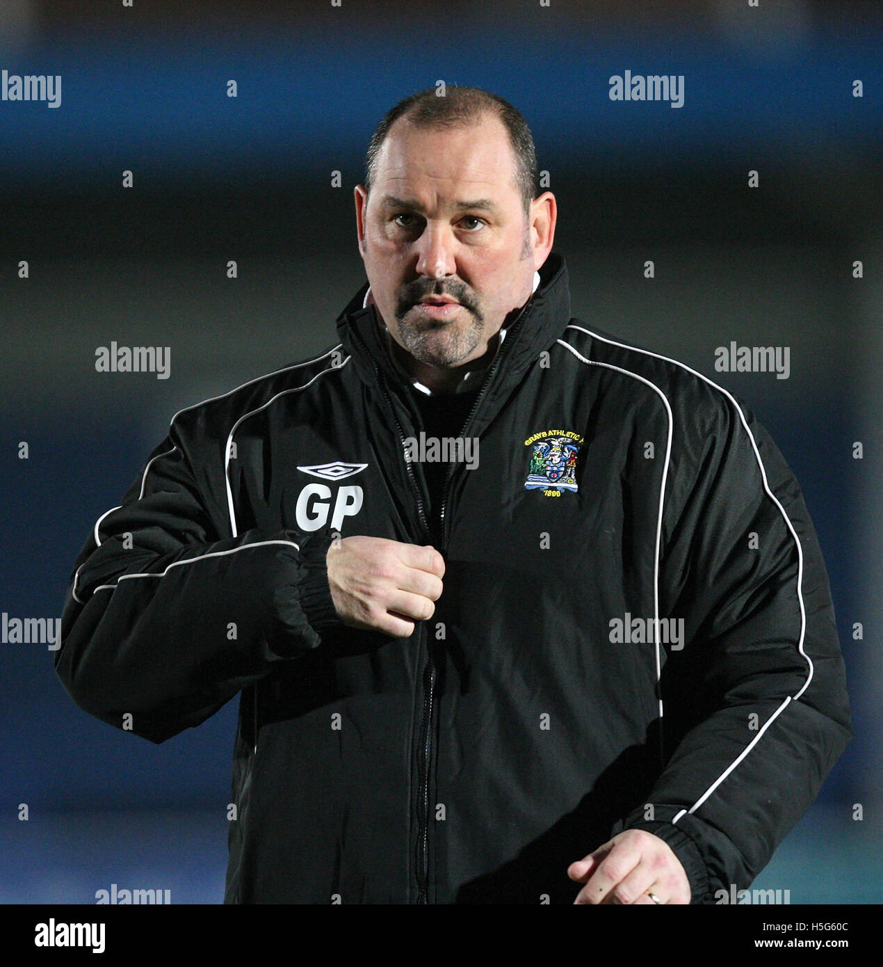 Grays manager Gary Phillips - Grays Athletic vs Cambridge United - Blue ...